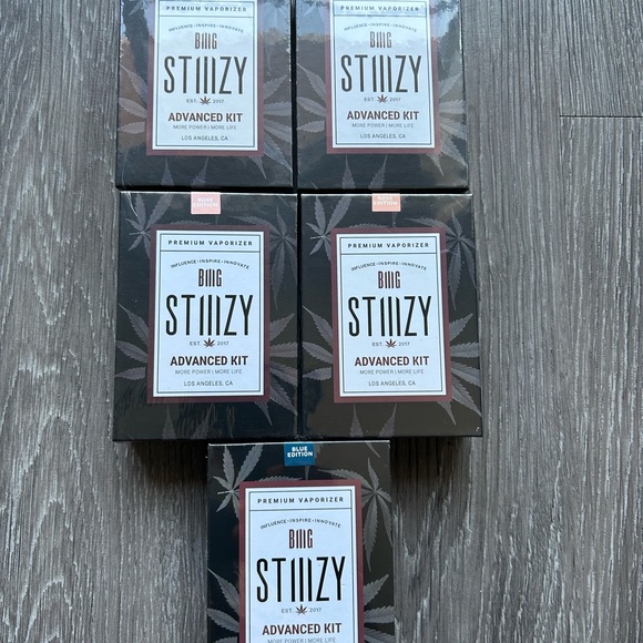 stizzy | Accessories | Stizzy Battery | Poshmark